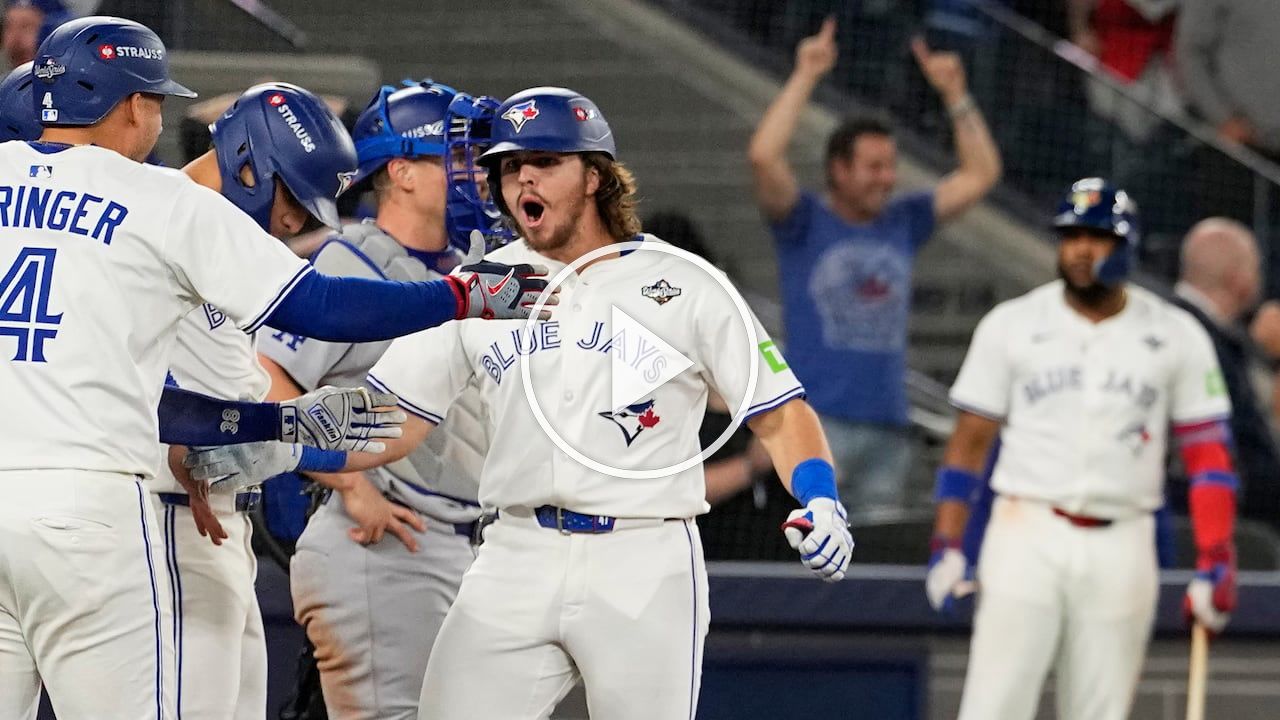 Blue Jays blow out Dodgers in World Series Game 1