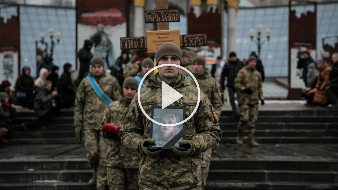 Crowds remember Ukraine's 'machine-gun poet'