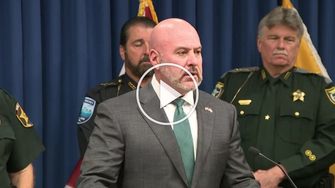 Florida CFO gives checks to sheriffs for immigration enforcement