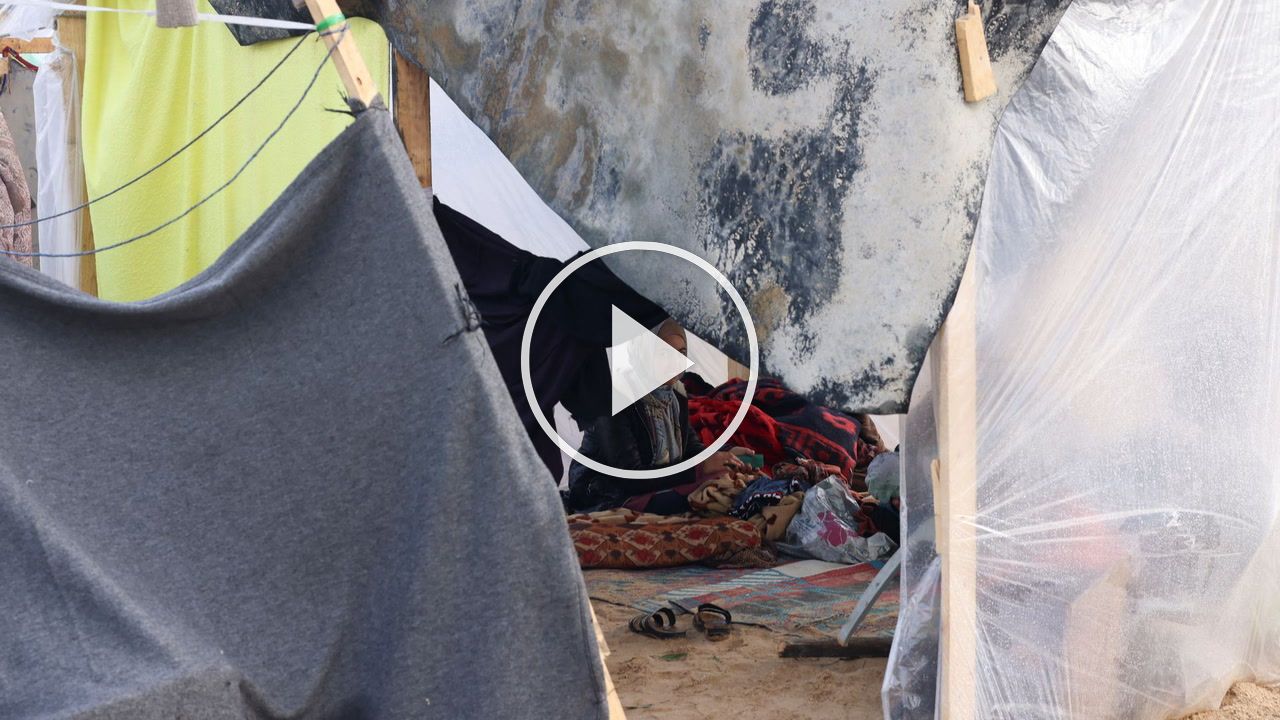 Heavy rains worsen conditions for displaced in Gaza