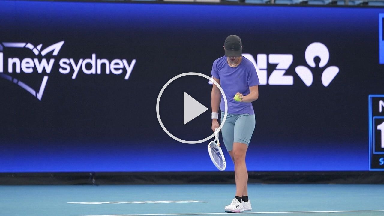 Iga Swiatek leads Poland's United Cup preparations in Sydney