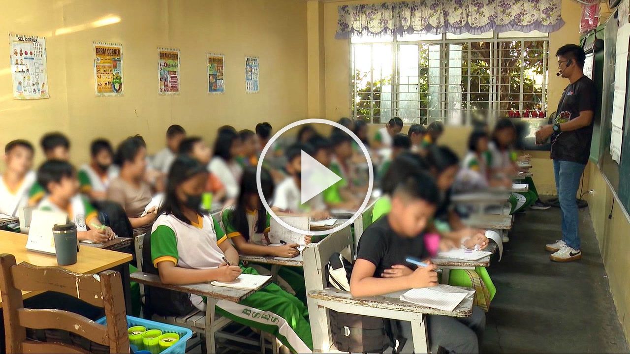Philippine schools face severe classroom shortages, overcrowding