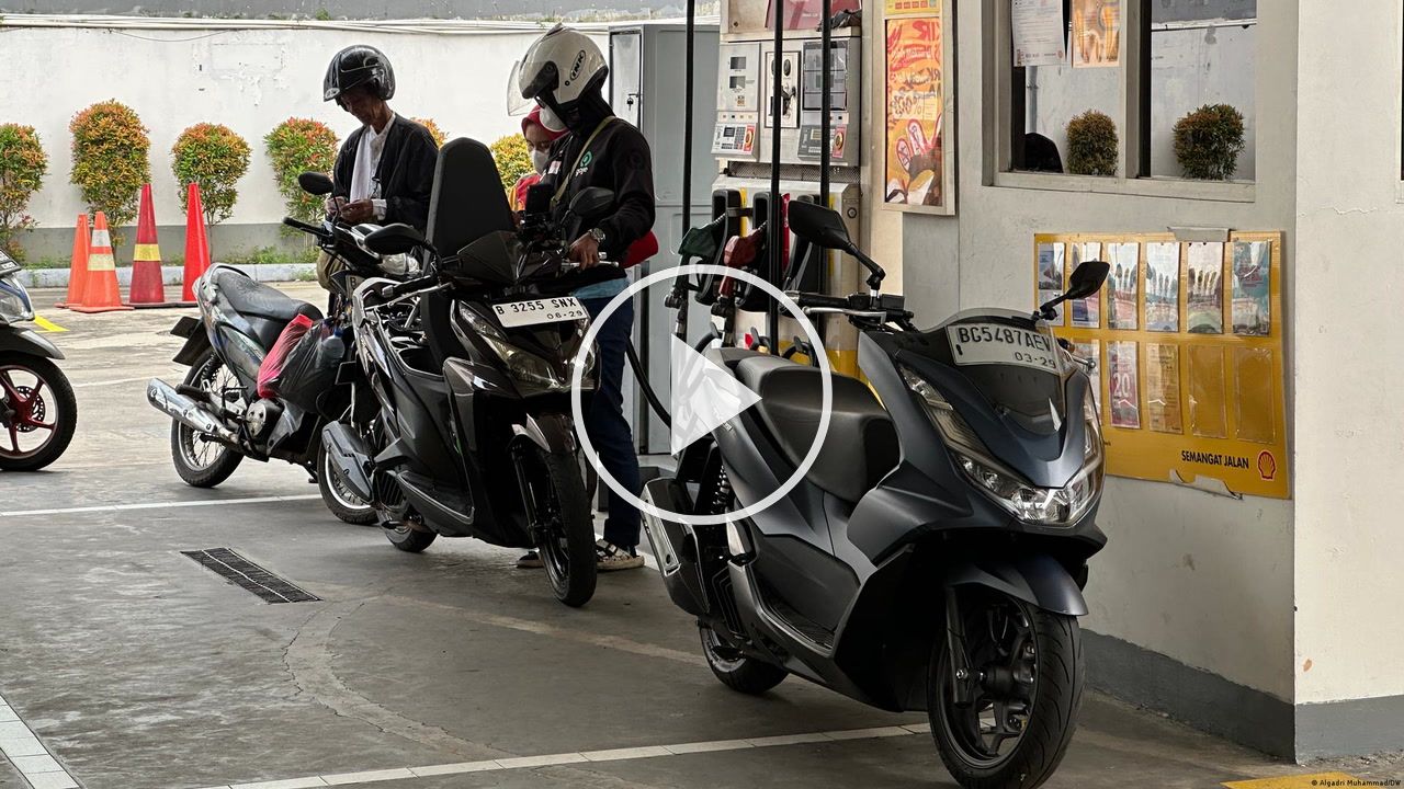 Shell and BP struggle to secure Indonesian fuel supply after scandal