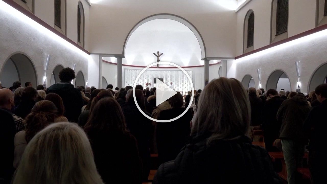 Teen recalls how she escaped deadly Swiss bar fire