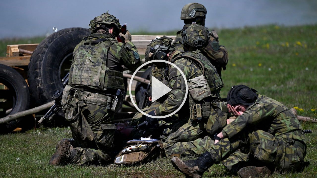 Ukraine troops retreating on eastern front