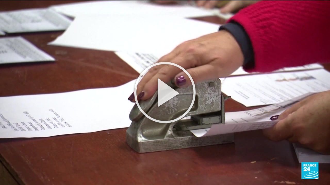 Voters head to the polls to decide new Irish president